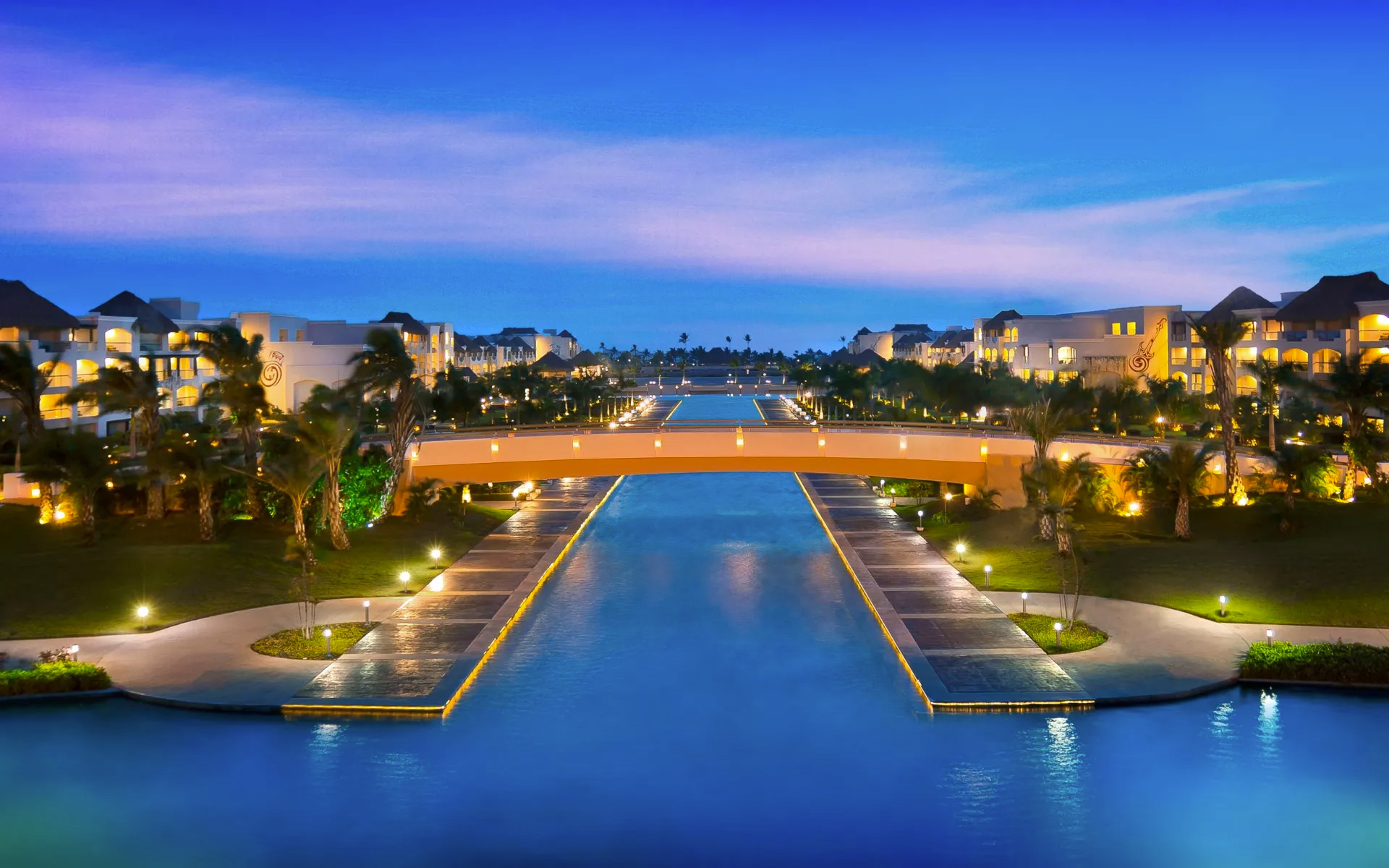 Investors - Development Team | Hard Rock Hotels